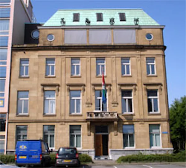 DVB Bank verkoopt monumentale 'Scheepvaarthuis'