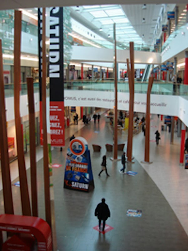 Saturn opent flagship-store in Domus