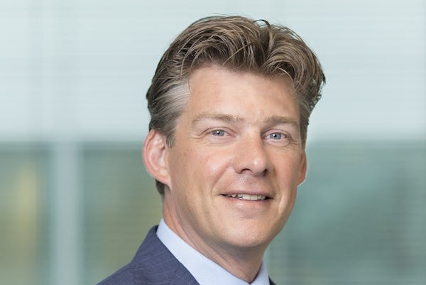 Van Toor van C&W naar CBRE GI