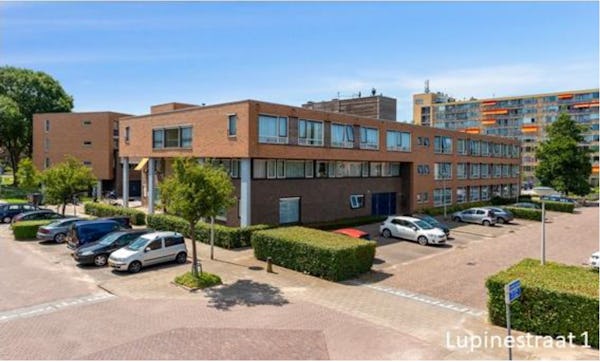 Looije Properties koopt twee panden van zorginstelling Laurens
